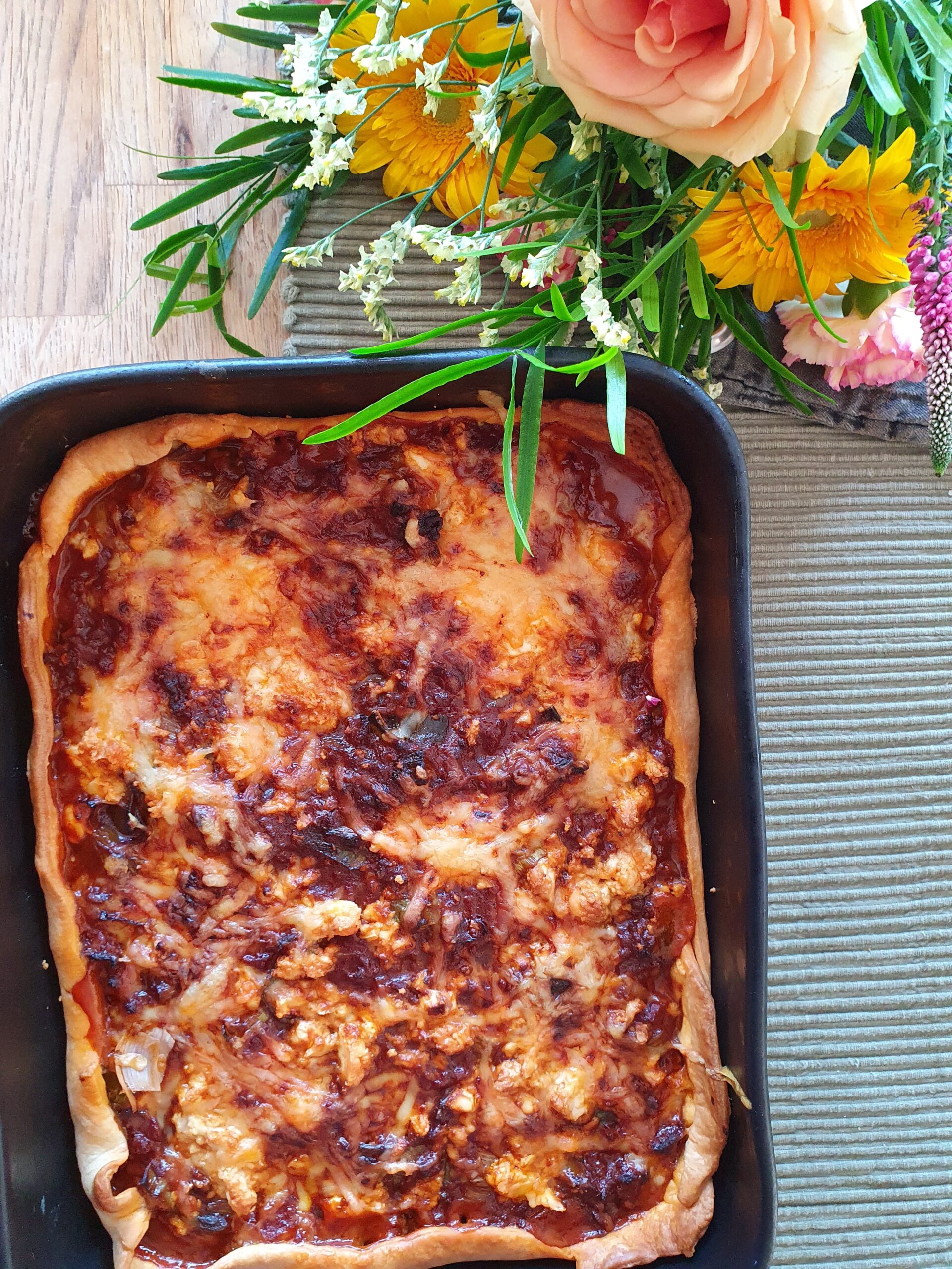 Köttfärspaj med purjolök och svartvinbärssaft och fetaost – Lindas Mathörna